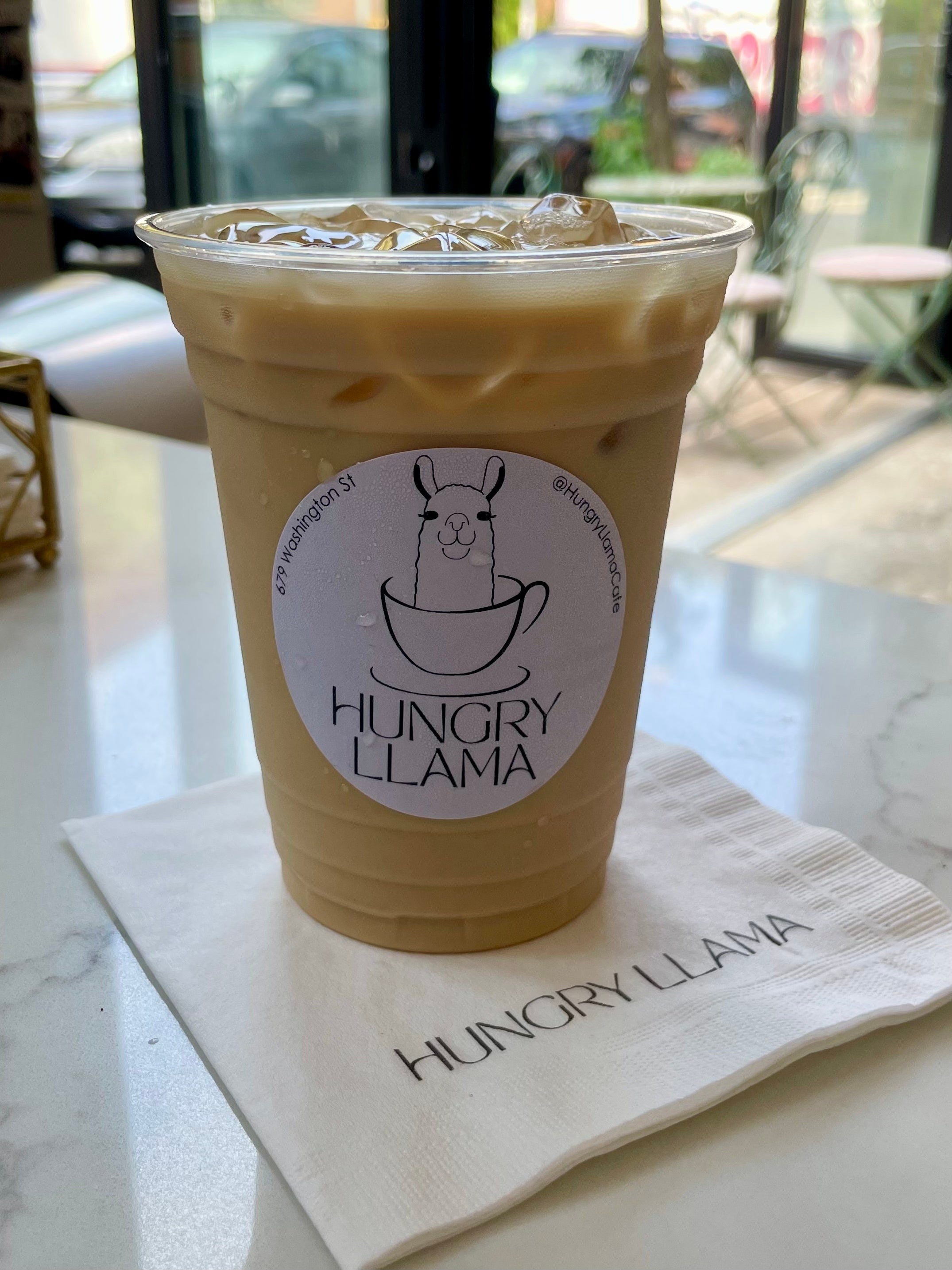 Iced Vanilla Latte | Hungry Llama
